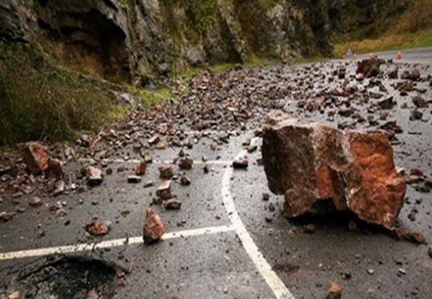 Во прекин сообраќајот на „Јадранска магистрала” и на патот Охрид-Ресен ...